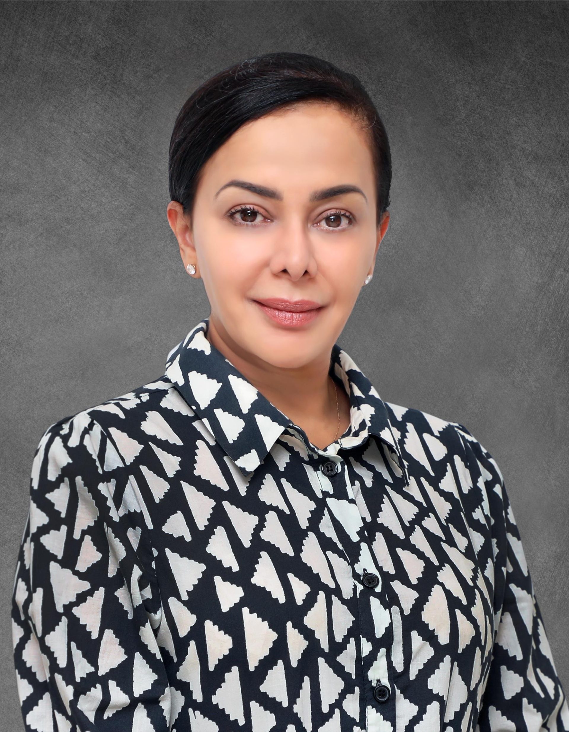 Overcoming the Challenges of Implementing Technology in Large ...